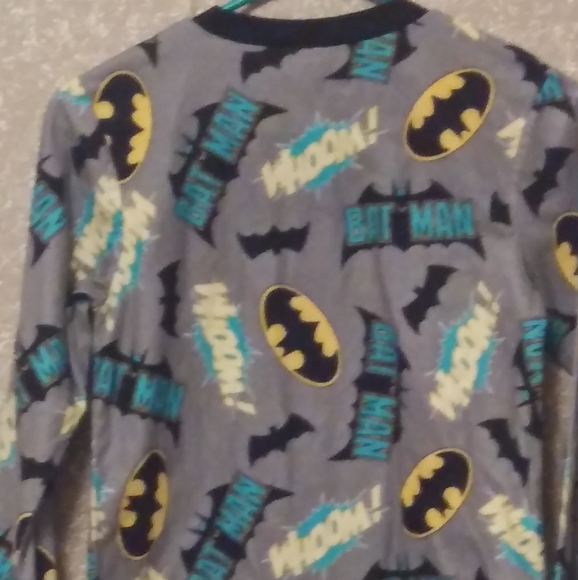 DC Comics | Pajamas | Batman Pajama Set Sz Youth Lg | Poshmark